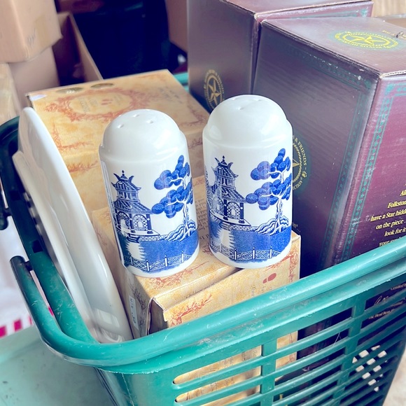 suba seal | Kitchen | Vintage | Poshmark